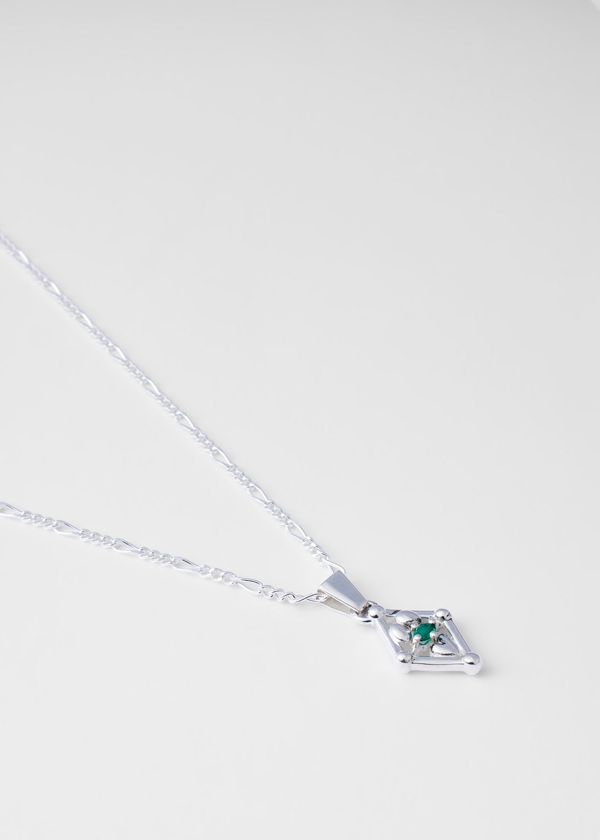 Alec Doherty For Paul Smith - Emerald Kite One Pendant Necklace