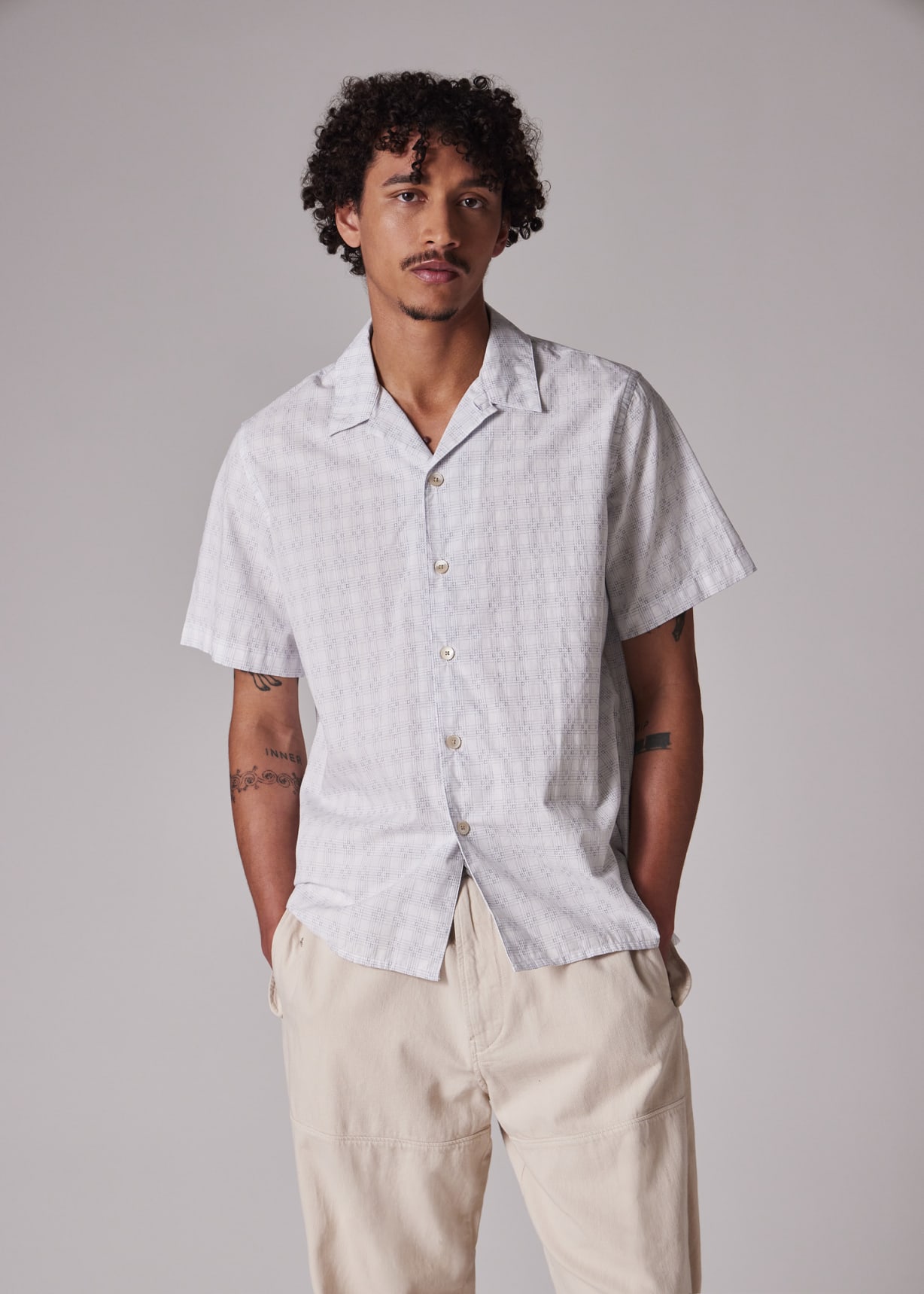 Men's Casual-Fit Cotton White 'Geometric' Shirt