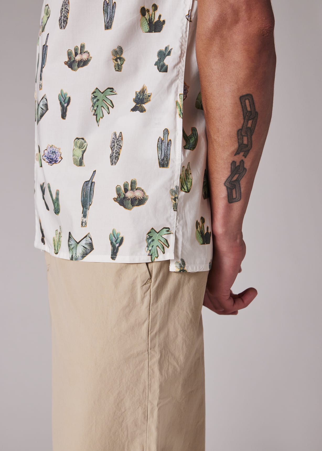 Men's Ecru Short Sleeve Prickly Pear Shirt