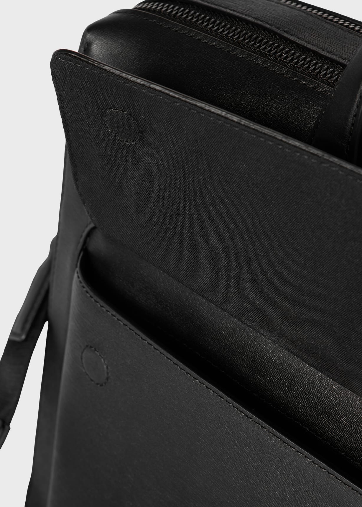 Black Straw-Grain Embossed Leather Double Zip Folio