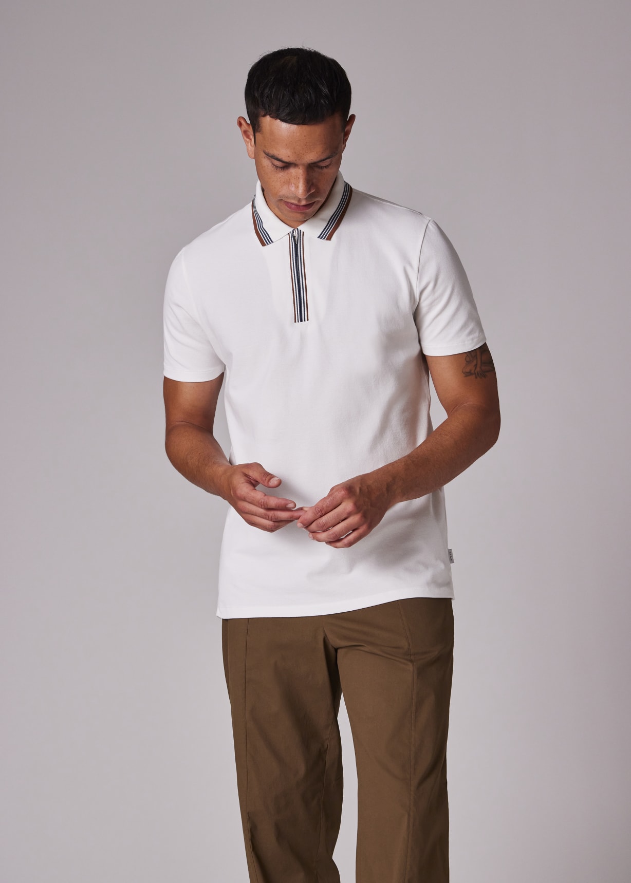 Men's White Contrast Tipping Zip-Neck Polo Shirt