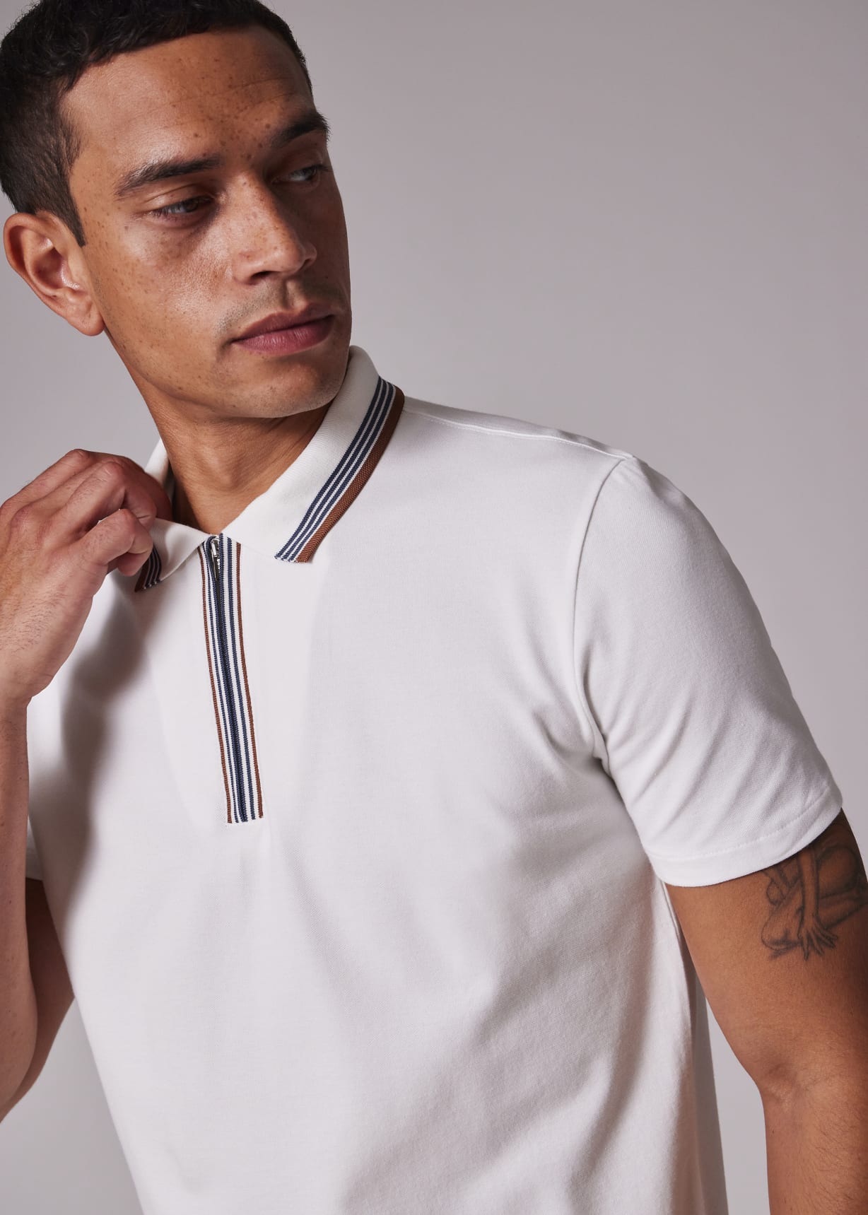 Men's White Contrast Tipping Zip-Neck Polo Shirt