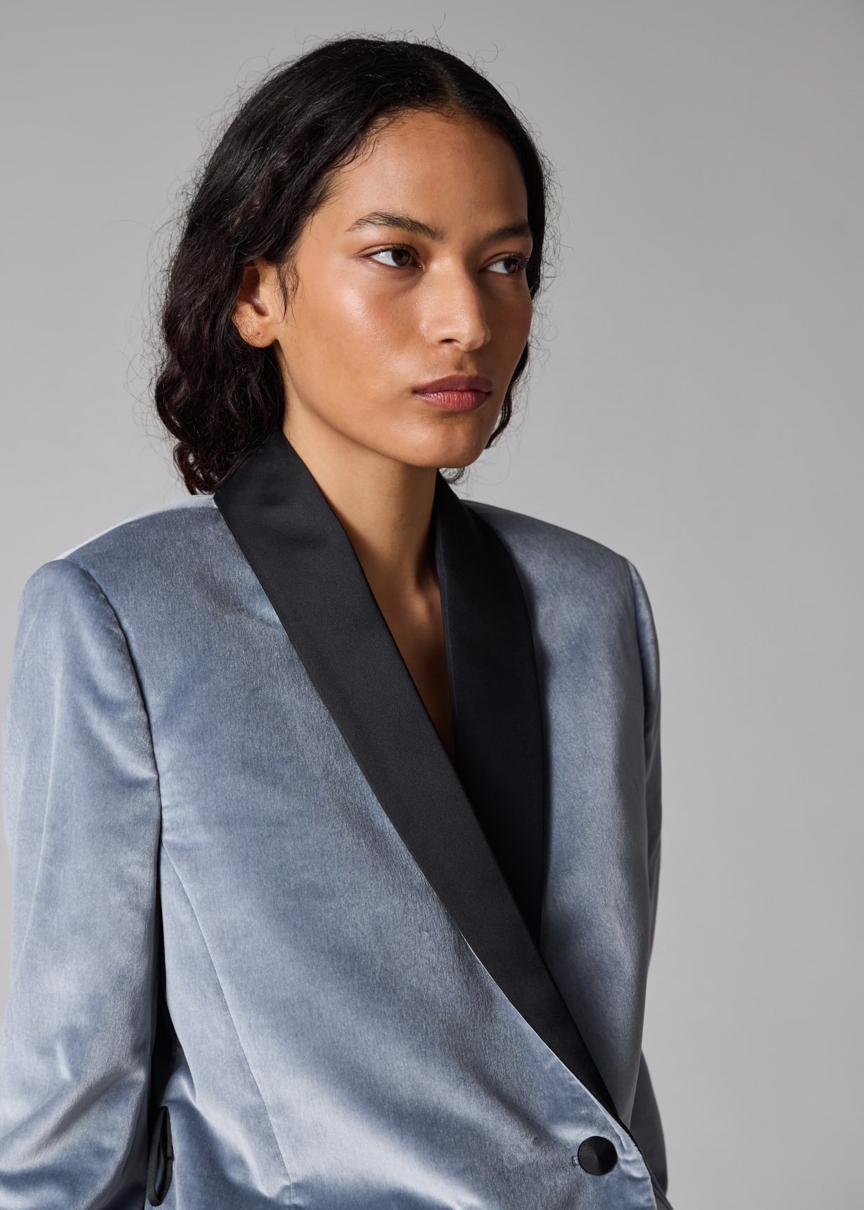 Women's Blue Velvet Contrast-Trim Belted Blazer