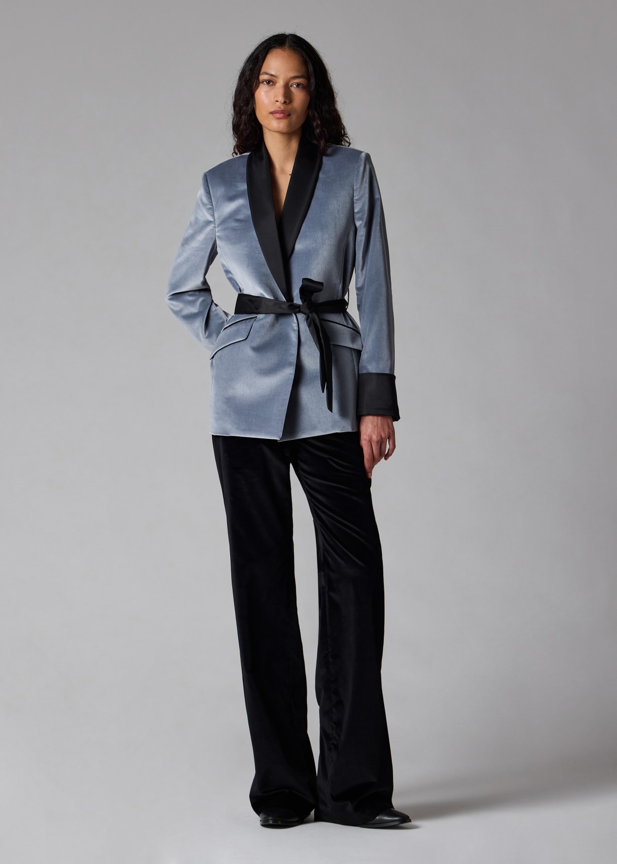 Women's Blue Velvet Contrast-Trim Belted Blazer