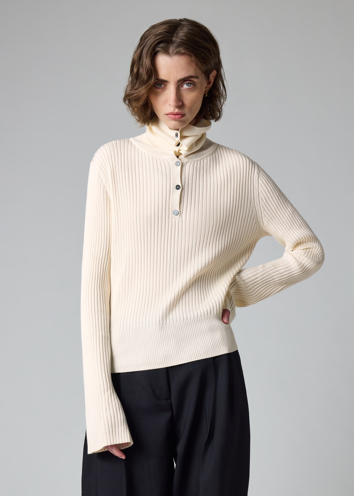Women's Ecru Ribbed Knit Sailor-Collar Button Sweater