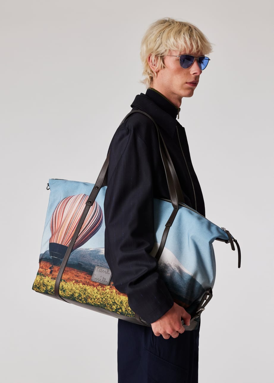 'Signature Stripe Balloon Mount Fuji' Holdall