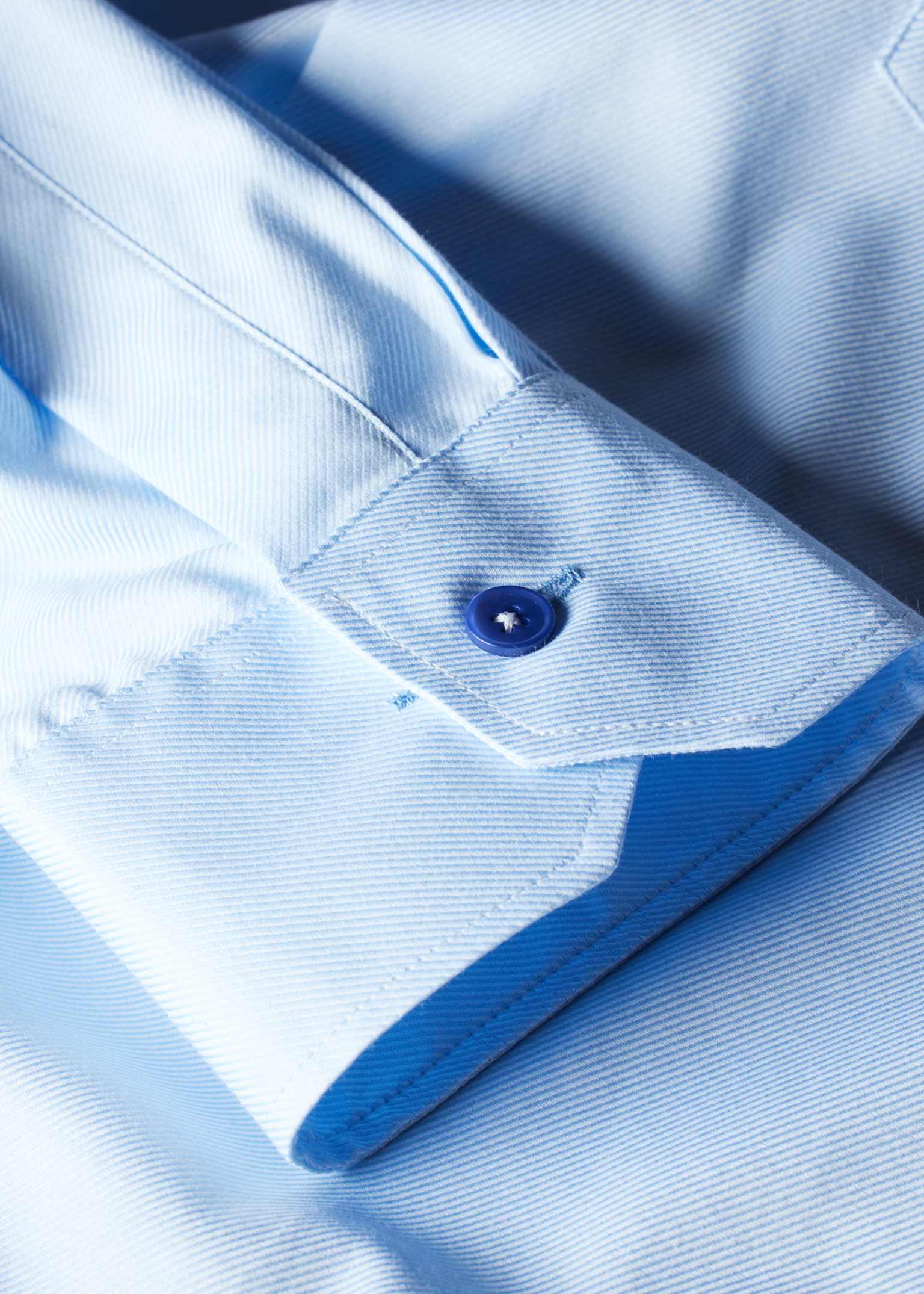 Men's Modern-Fit Light Blue Cotton-Twill Shirt