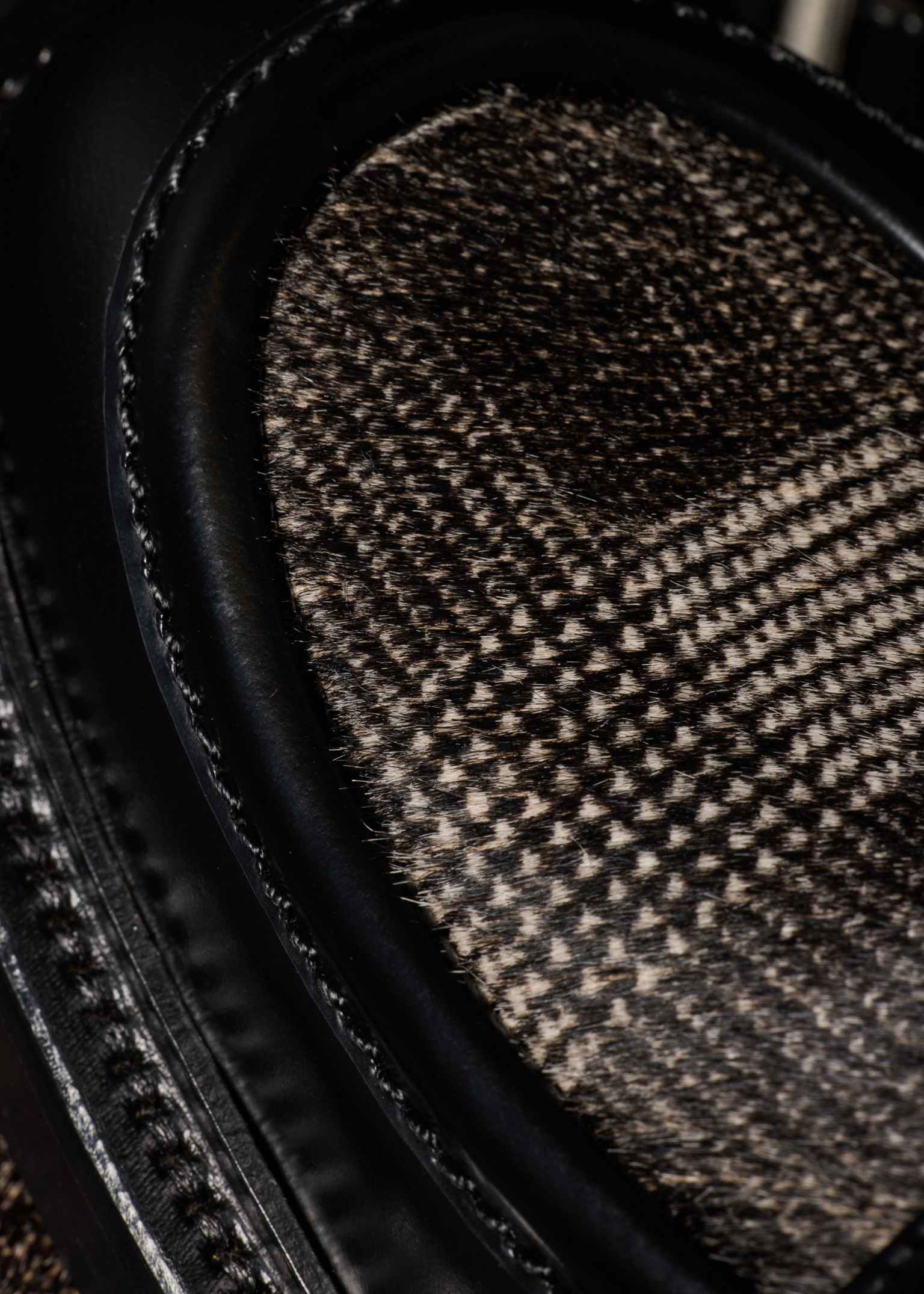 Men's Black Contrast-Vamp 'Newling' Shoes