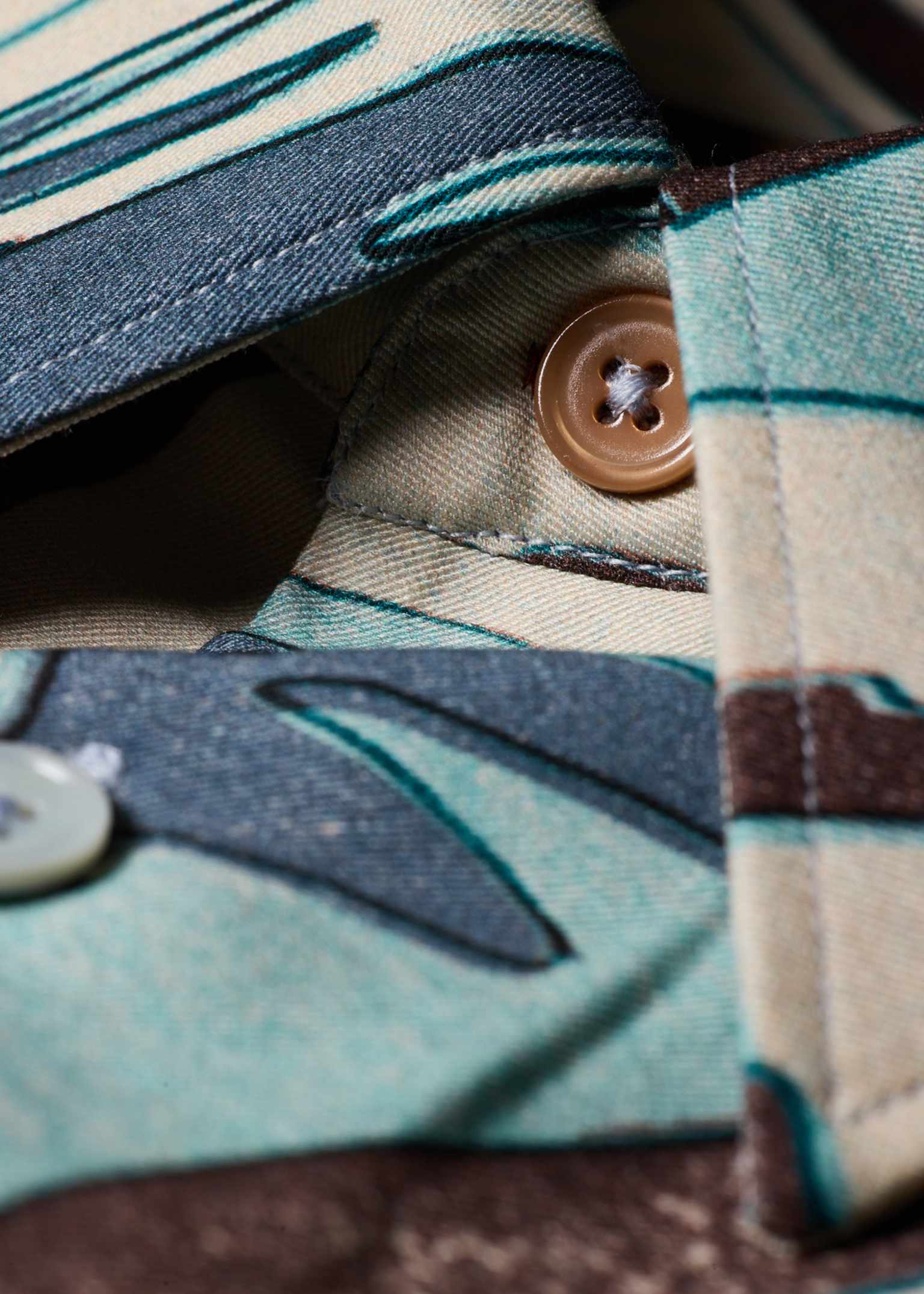 Men's Blue 'Swan' Print Viscose-Blend Shirt