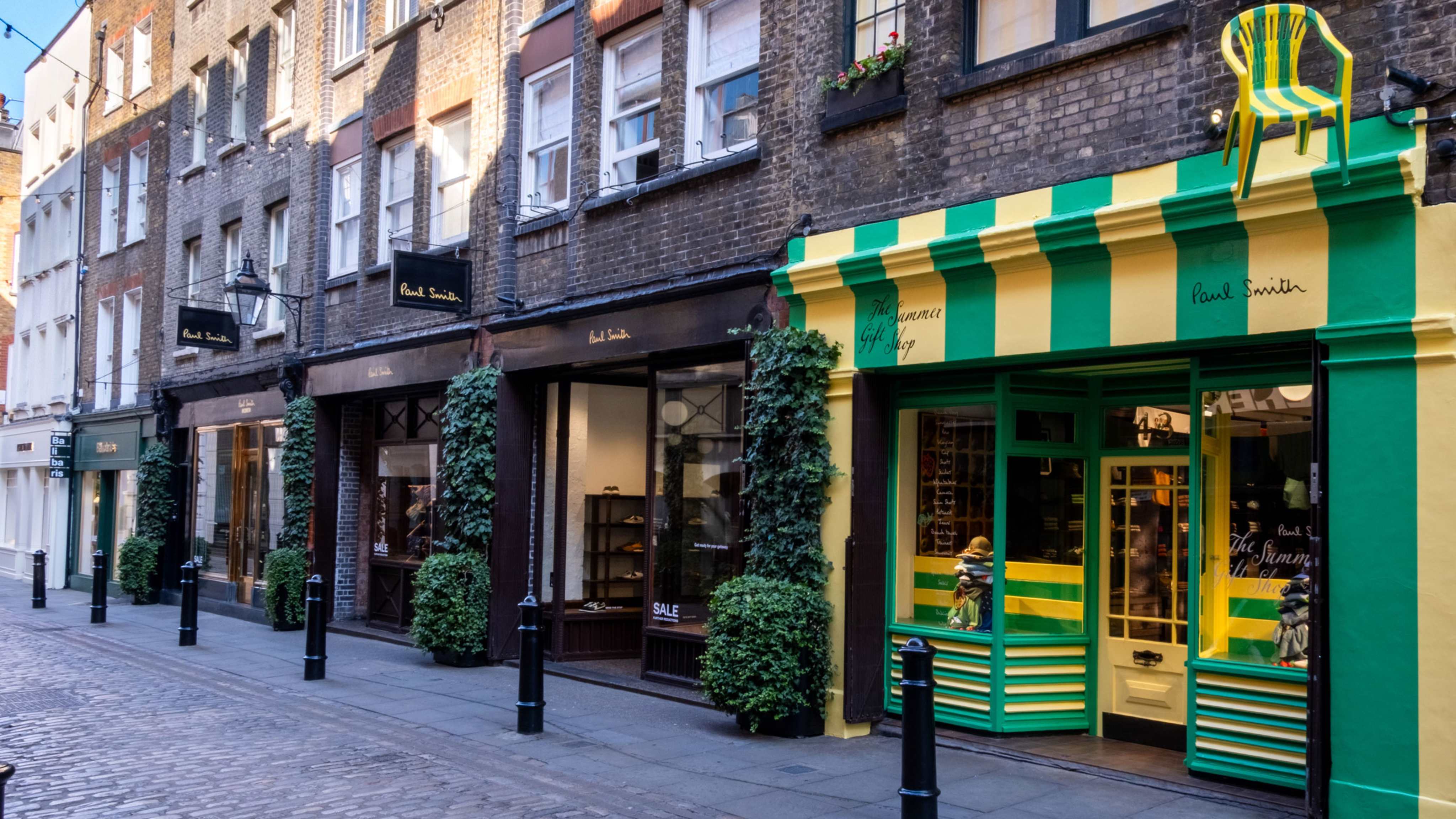 Floral Street - Covent Garden Paul Smith Store