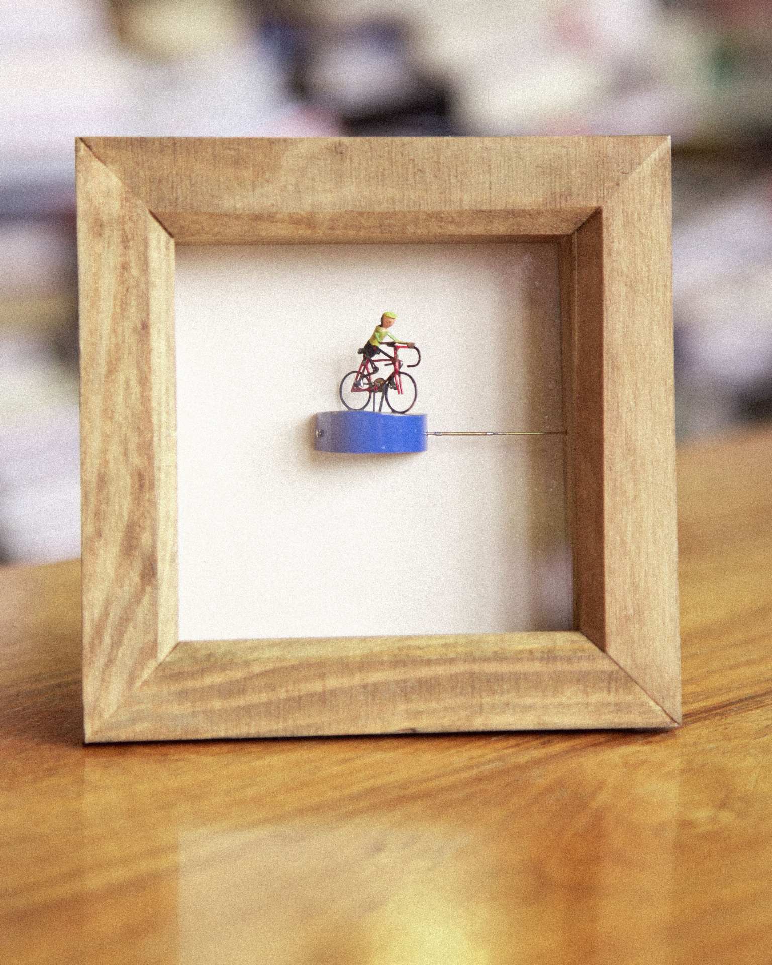 useless objects artist