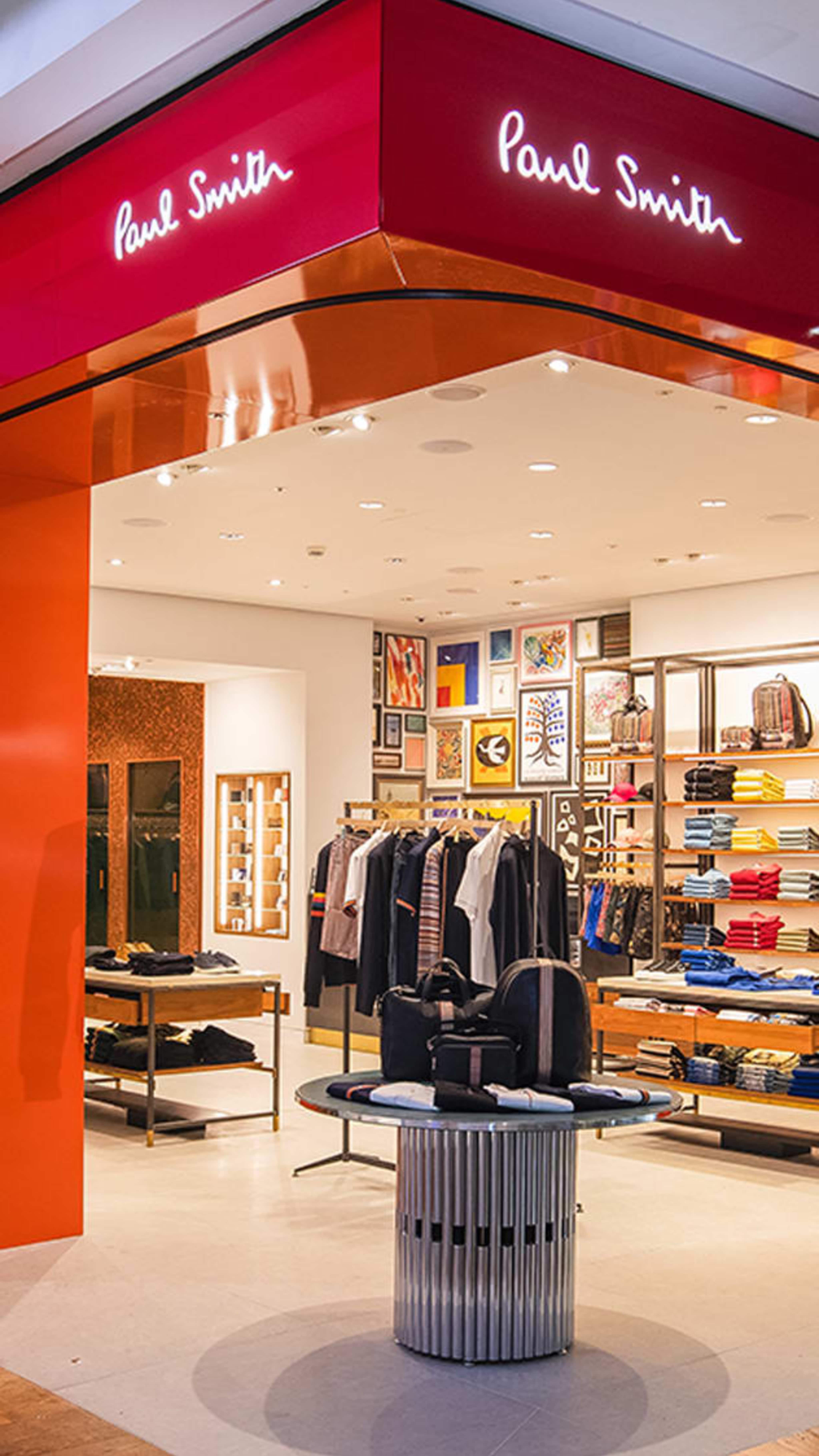 Heathrow Terminal 3 - Paul Smith Store
