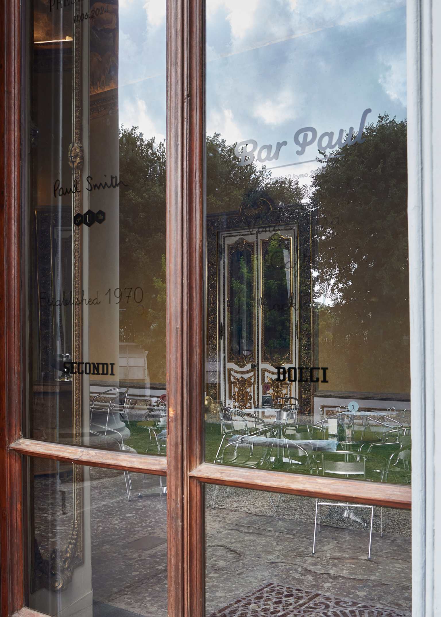 A Look Inside Bar Paul