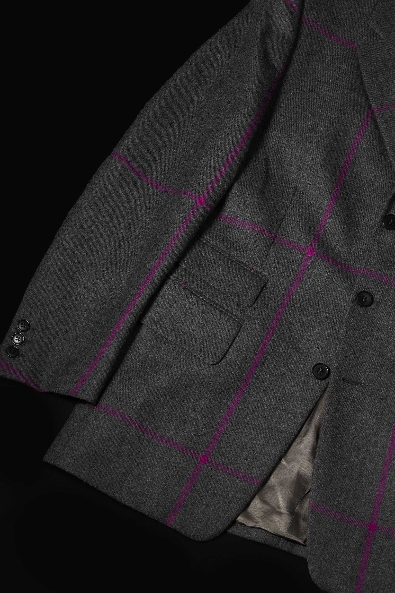 A Frame Around a Picture: Six Decades of Paul Smith Tailoring