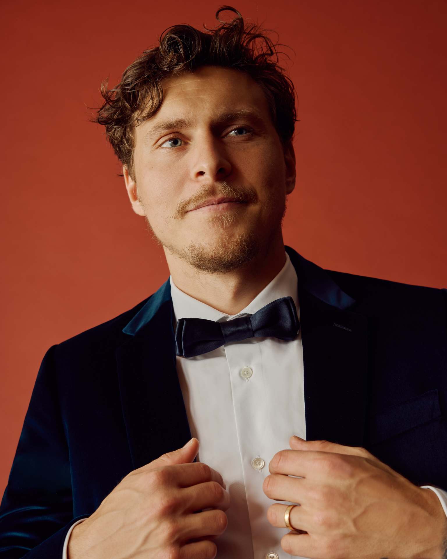 Manchester United Get Dressed Up