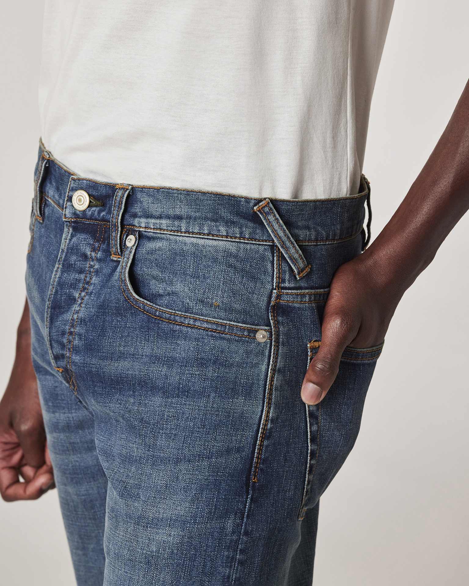 Paul Smith | Guide to find the perfect fitting jeans