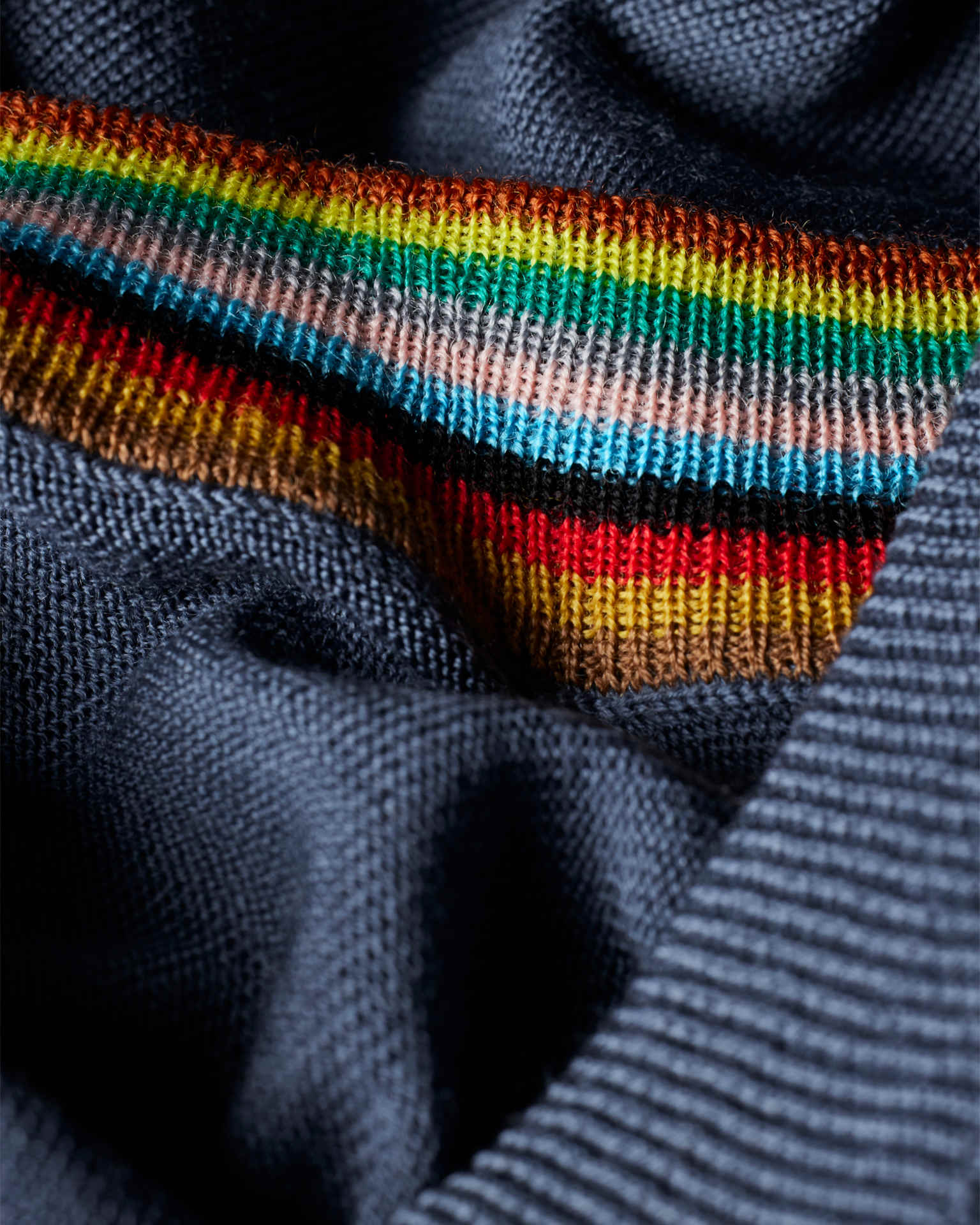 Men's Stone Blue Merino V-Neck Sweater