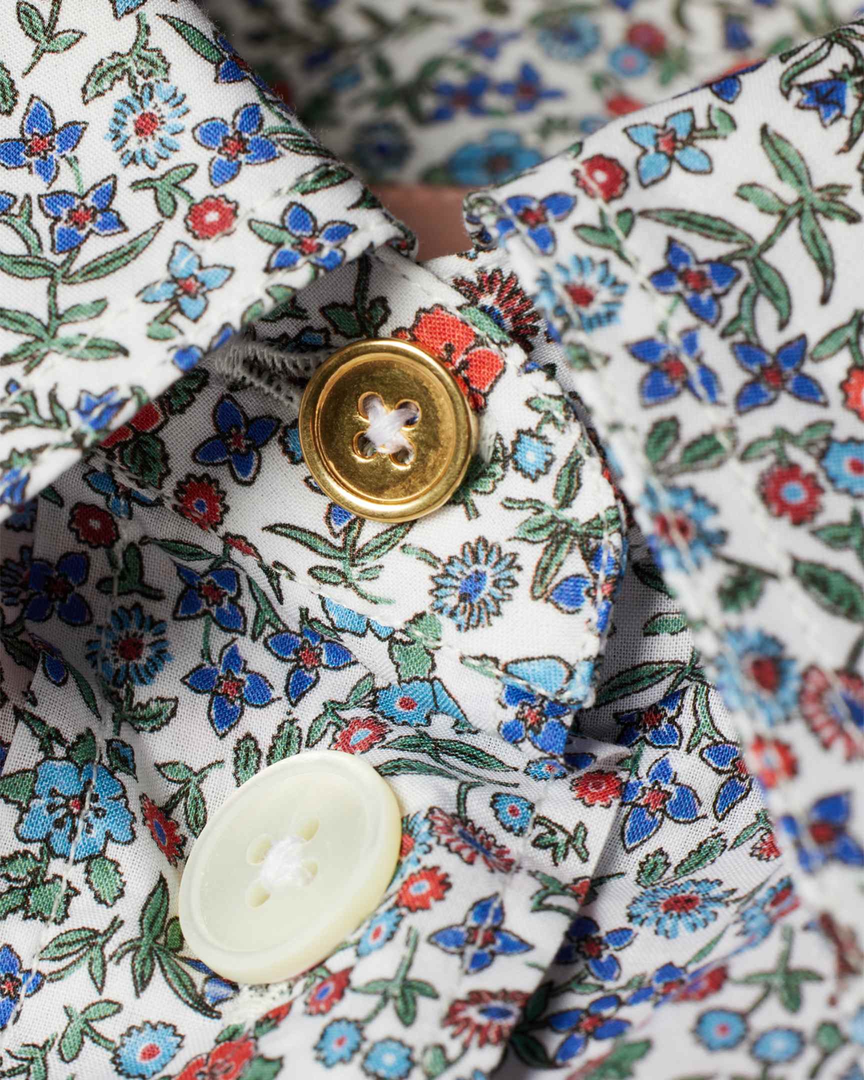 Chemise Femme Bleue 'Liberty Floral' à Coupe Ajustée