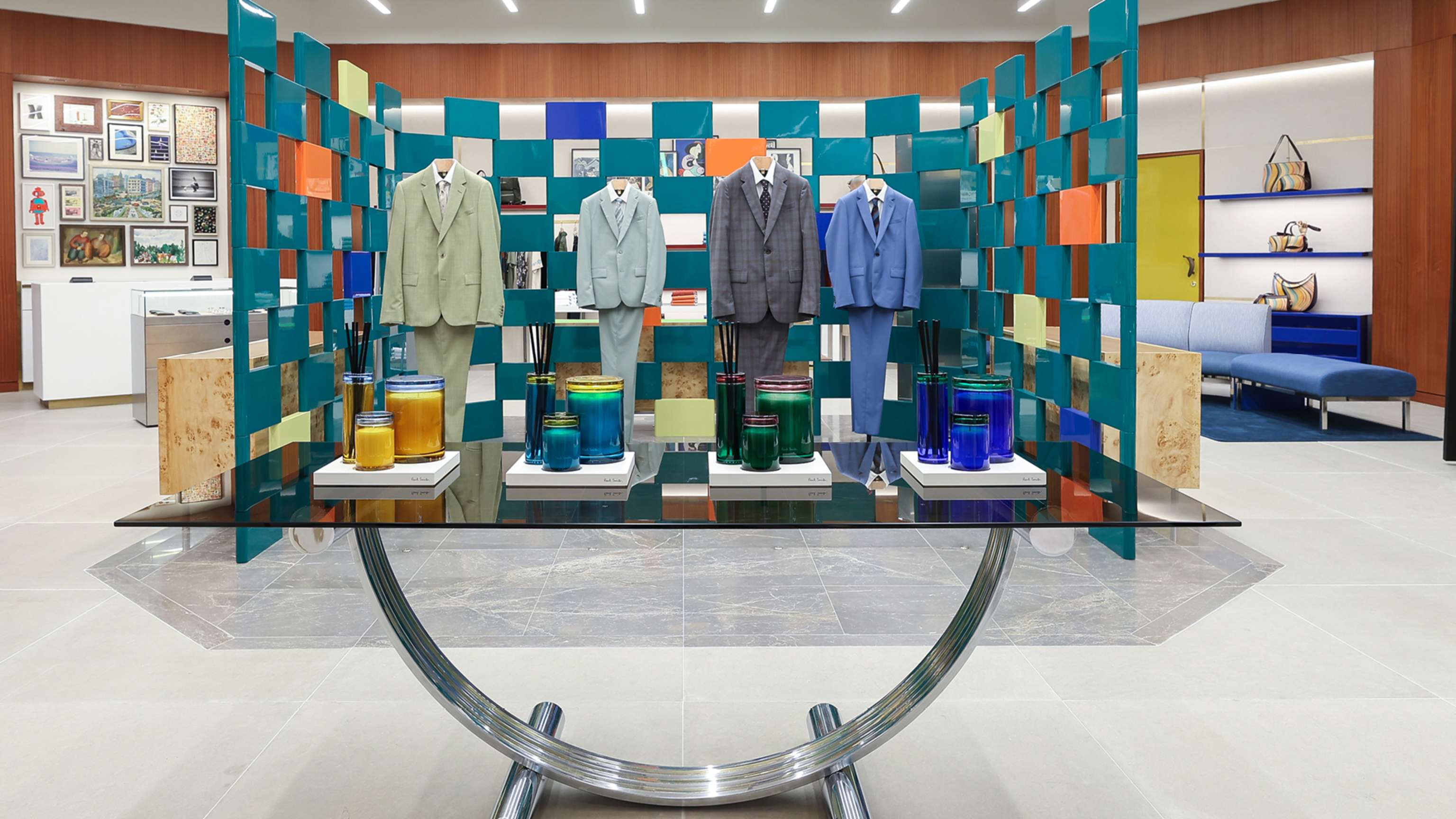 Emquartier Paul Smith Store