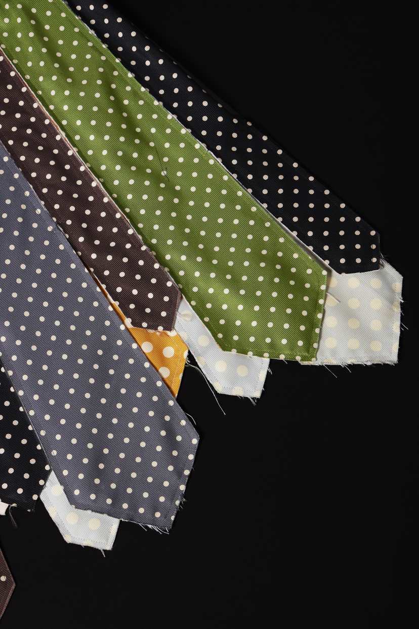 A Frame Around a Picture: Six Decades of Paul Smith Tailoring