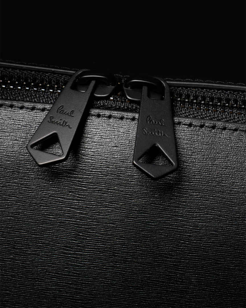 Black Straw-Grain Embossed Leather Folio